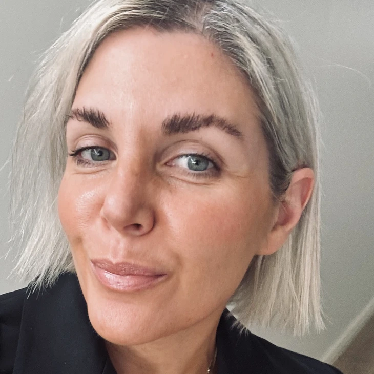 Home-Ex: a Travel Daily Event